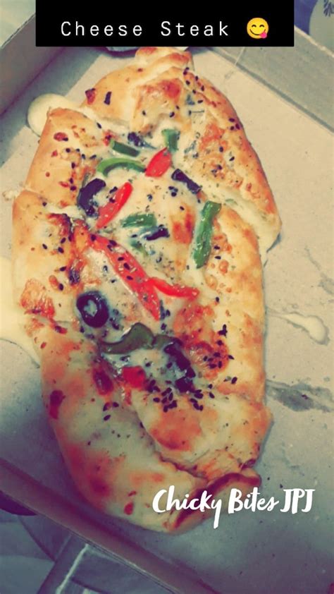 Chicky Bites 🅒︎🅗︎🅔︎🅔︎🅢︎🅔︎ 🅢︎🅣︎🅘︎🅒︎🅚︎ A Taste That