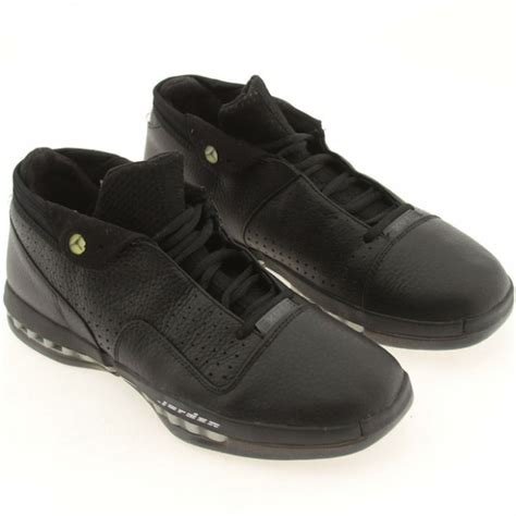 Air Jordan 16 Low Black Metallic Silver 2001 Sneaker Bar Detroit