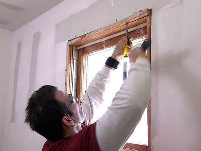 How To Remove A Wooden Window