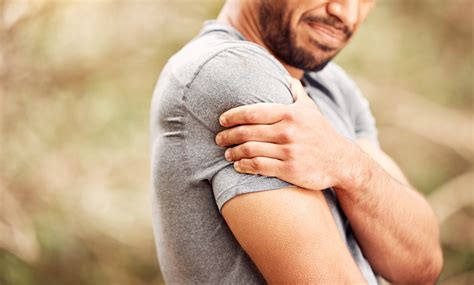 What Is Adhesive Capsulitis Petehealth Physical Therapy