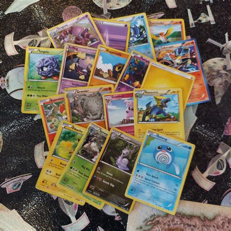 Pokemon Cards Asstd