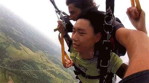 Guy Passing Out Doing 360 Doing Skydiving Check Out This Guy Just