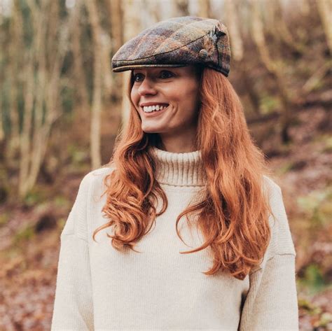 Failsworth Ladies Country Flat Cap With Feather In Damson Tweed The