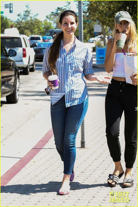Lana Del Rey Reps Her July 4th Style While Grabbing Coffee Photo