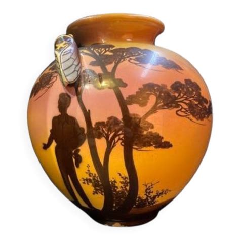 Vase En Faïence Signé L Berty Selency