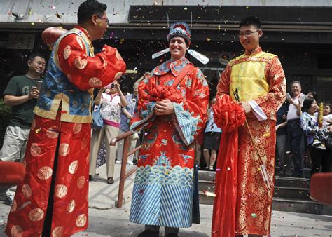 American Marries Chinese Girl In Traditional Wedding[4] Center