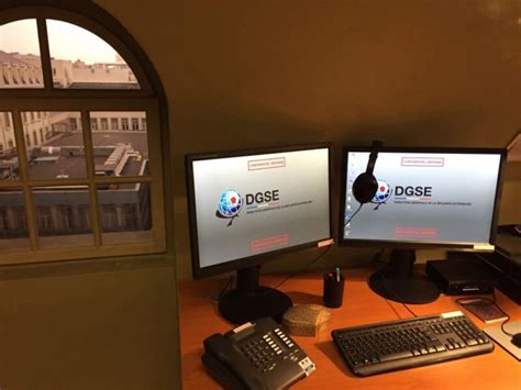 Visite des décors du Bureau des Légendes