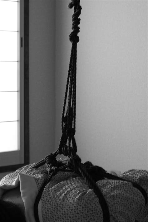 喜多縛りコレクション マリリン ニュース SMLuxury 日本のBDSMにおけるイメージの改善と健全な楽しみ方について考える日本初のWebメディア