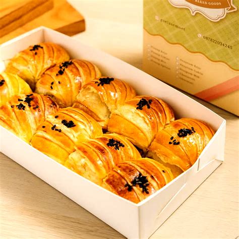 10 Bolen Enak Di Bandung Buat Oleh Oleh Nibble