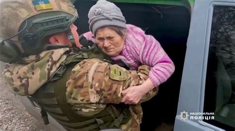 Мирноград Поліція врятувала родину з трьох жінок Youtube