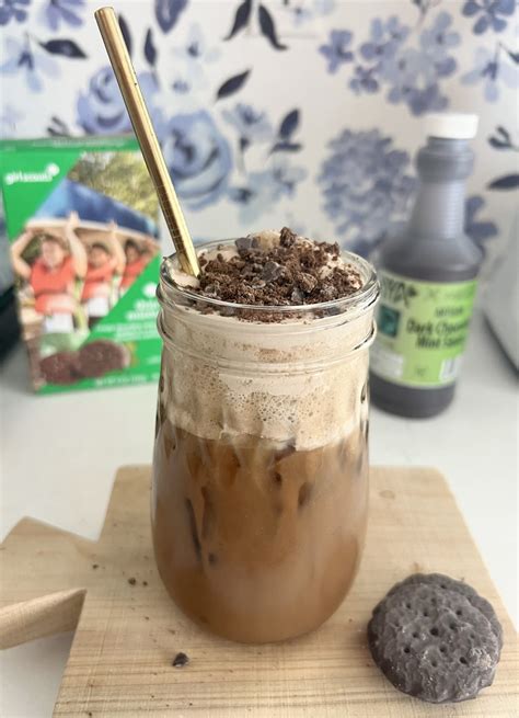 Easy And Delicious Iced Thin Mint Mocha What The Froth