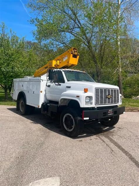 1993 Chevrolet C7h042 Bucket Truck Allsurplus