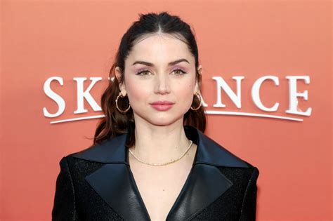 Ana De Armas Stuns At The Premiere Of Ghosted Photos