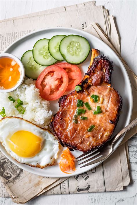 Vietnamese Grilled Lemongrass Pork Chops With Broken Rice Com Suon