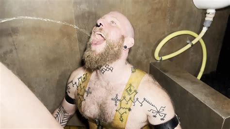 Ginger Bear Pissed And Fisted By Bearded Master Gay Porn Feat The Bearded Master By Faphouse