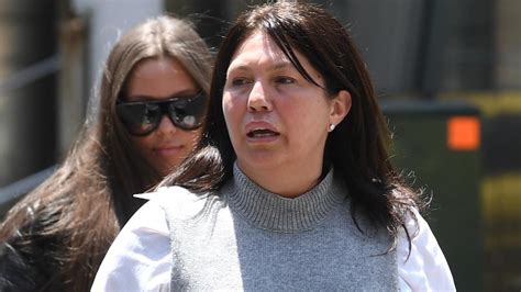 Melbourne Home Of Gangland Widow Roberta Williams Raided Herald Sun