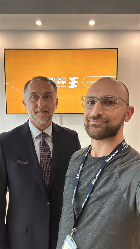 ‏الحمد لله كملت وحدة من احلى الدورات اللي ماخذها بحياتي وجنت اريد تطول اكثر بس للاسف يومين فقط