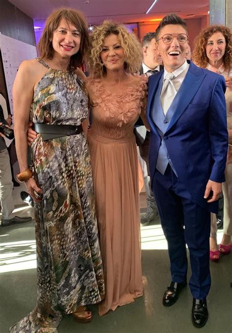 Eva Grimaldi Commento Transfobico Contro Elenoire Ferruzzi Uomo Di M