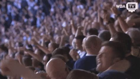 Crowd Cheering 