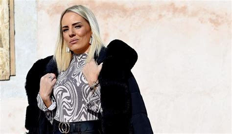 Seksi I Umjereno Nikolina Perković I Matea Matković Paze Na Stajling U Zvezdama Granda