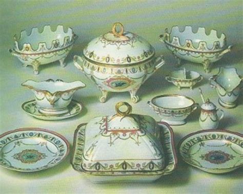 Фарфор XVIII века : Мир искусства