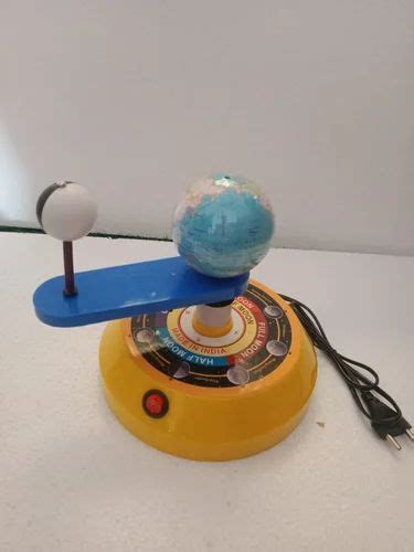 Geography Plastic A One Phases Of Moon Electric With Round Base Working Model At ₹ 975 Piece In