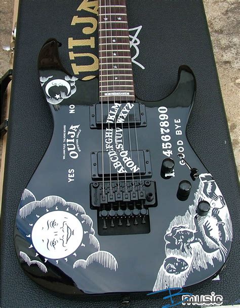 30 Metallica Guitars Ideas Metallica Esp Guitars Cool Guitar