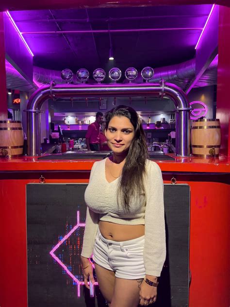 Resmi R Nair On Twitter Watch Nudes In Https T Co Ym Uw Iwmv Https T Co Llanijno Https