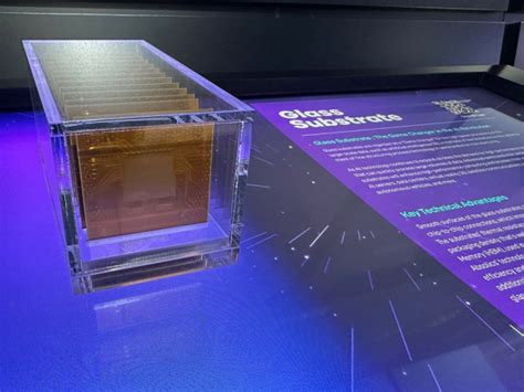 가방형 Oled·ai용 유리기판디바이스 신기술 관심 Mwc2025