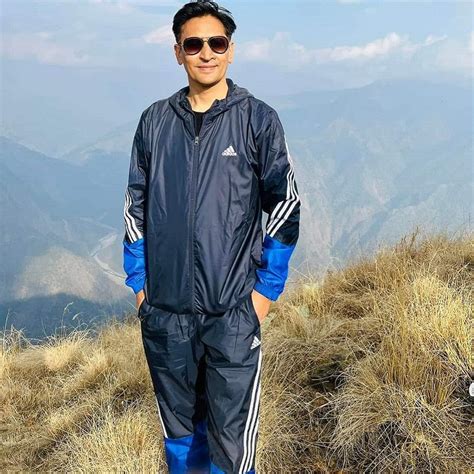 जनता के हीरो हैं दीपक रावत बनना चाहते थे कबाड़ीवाला बन गए Ias ऑफिसर