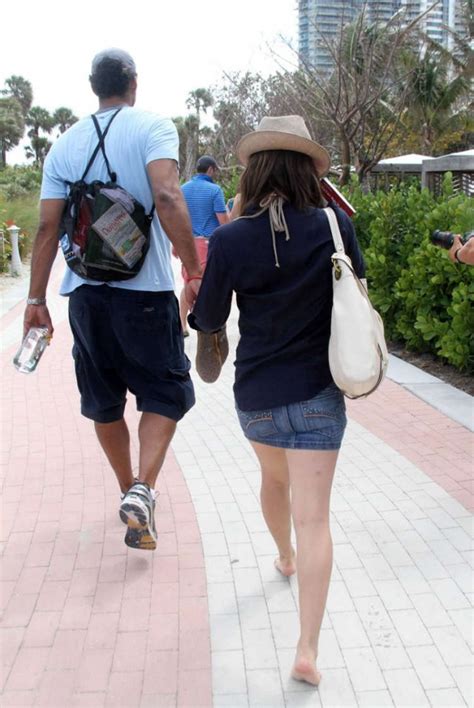 Eliza Dushku Bikini Photos The Blemish