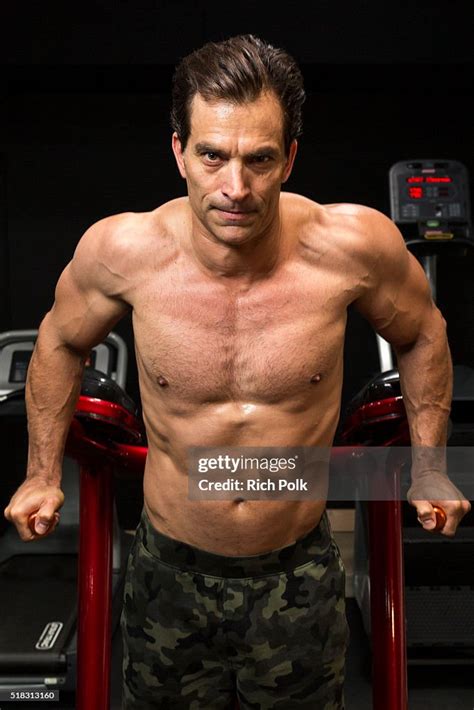 Actor Johnathon Schaech During A Training Session At Powerhouse Gym