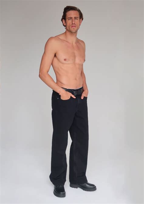 Zac Stenmark D`management