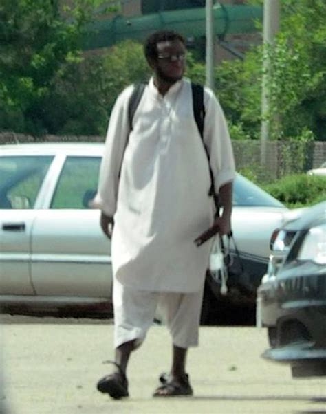 Van Zijn Taxi Naar Fbis Most Wanted Lijst Maak Kennis Met Liban Haji Mohamed De Morgen