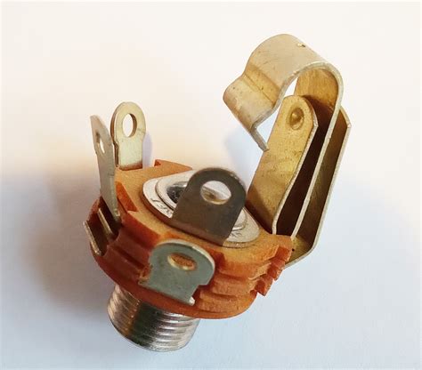 Ampeg Ext Speaker Jack