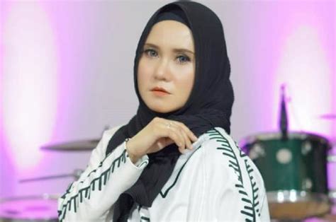 4 Artis Indonesia Asal Nganjuk Ada Yang Jadi Anggota Dpr Okezone