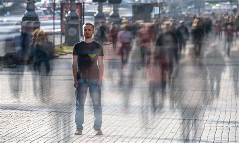 Distorted Or Wavy Vision Common Causes And Guidance Pure Optical