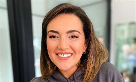 Chi è Rajae Bezzaz Inviata A Striscia La Notizia Età Origini