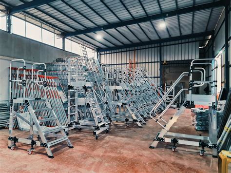 א דורון מנופים בעמ אצלנו ב א דורון מנופים תוכלו למצוא את השירותים הבאים👏 • שירותי מנוף עד