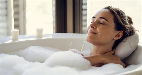 El Placer De Un Remojo Relajante Maquila Tu Tina