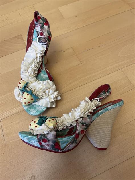 Босоніжки — ціна 270 грн у каталозі Босоніжки Купити жіночі речі за доступною ціною на Шафі