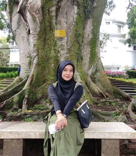 Portrait Of Hersa Rahayu Before Getting Married To Rizki Da Has Always