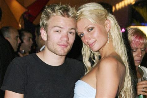 Sum 41s Deryck Whibley Recalls Dating Paris Hilton Amid Threat Of Sex Tape Leak S Hit The Fan