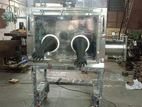 Stainless Steel Glove Box Isolator 230 V At ₹ 1200000piece In Vasai