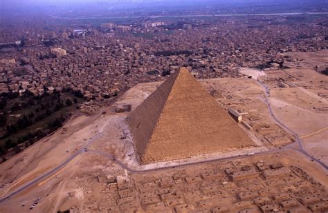 Egypt The Great Pyramid Of Giza And The Great Sphinx Of Giza