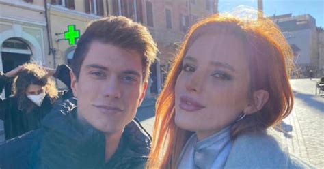 Bella Thorne Dimentica Benjamin Mascolo Ex Benji And Fede Ecco La Foto