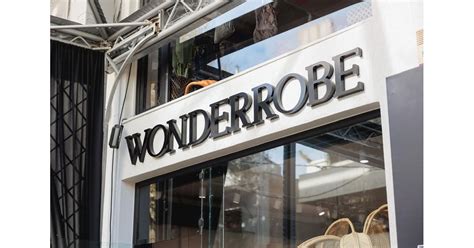 Το Wonderrobe της Maria Fernanda Alvarez έκανε εγκαίνια στη Νέα Ερυθραία
