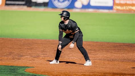 Senften Named G Mac Athlete Of The Week University Of Findlay