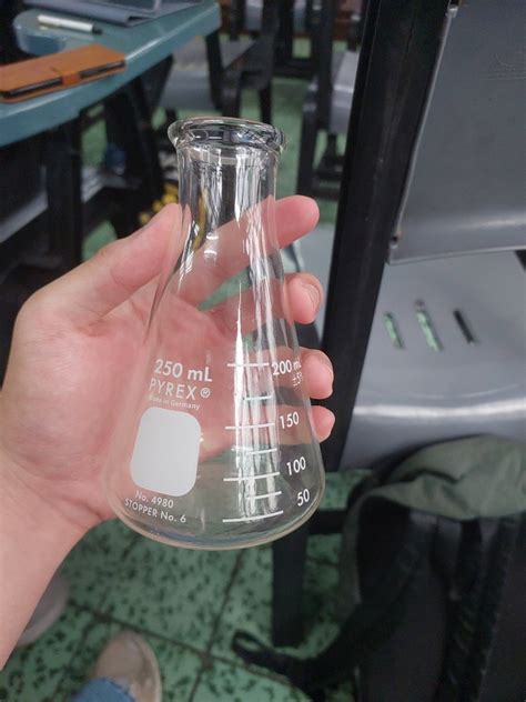 Pyrex Erlenmeyer Flask 250ml Commercial And Industrial Industrial Equipment On Carousell Pyrex Erlenmeyer Flask 250ml Commercial And Industrial Industrial Equipment On Carousell
