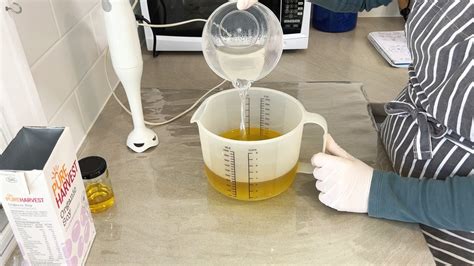 Soap Tutorial And Recipe For Absolute Beginners You Can Do It — Elly